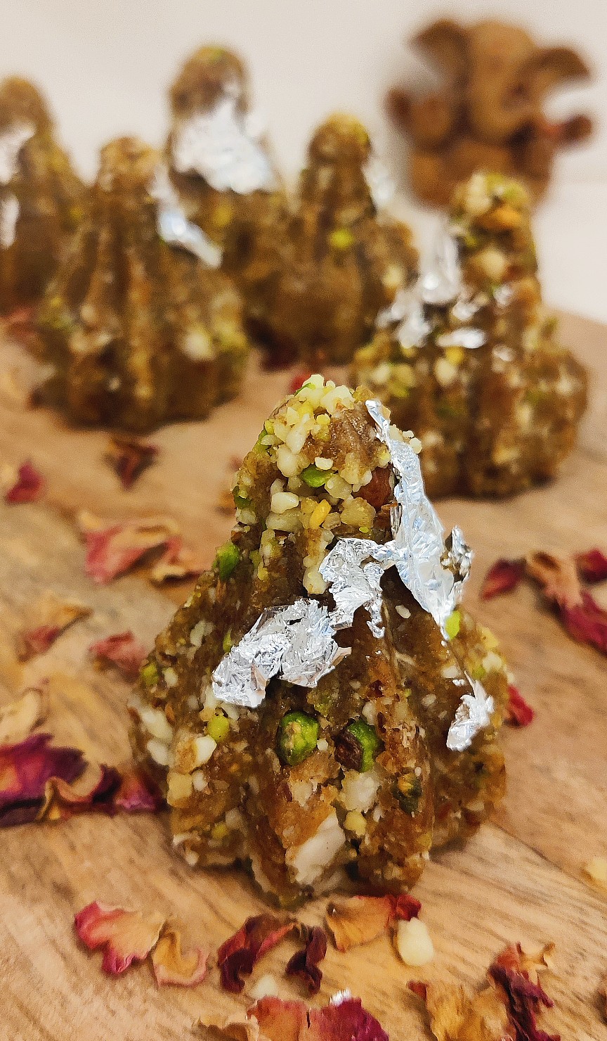 Dry Fruit Modak - tina's kitchen diaries