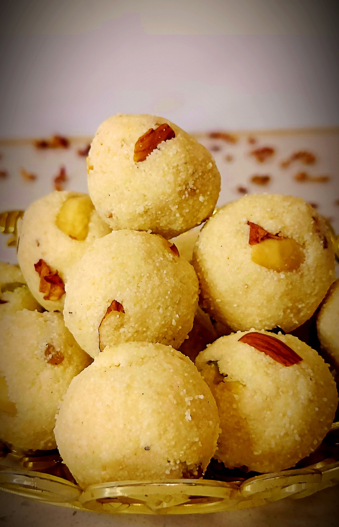 Rava Laddu - tina's kitchen diaries