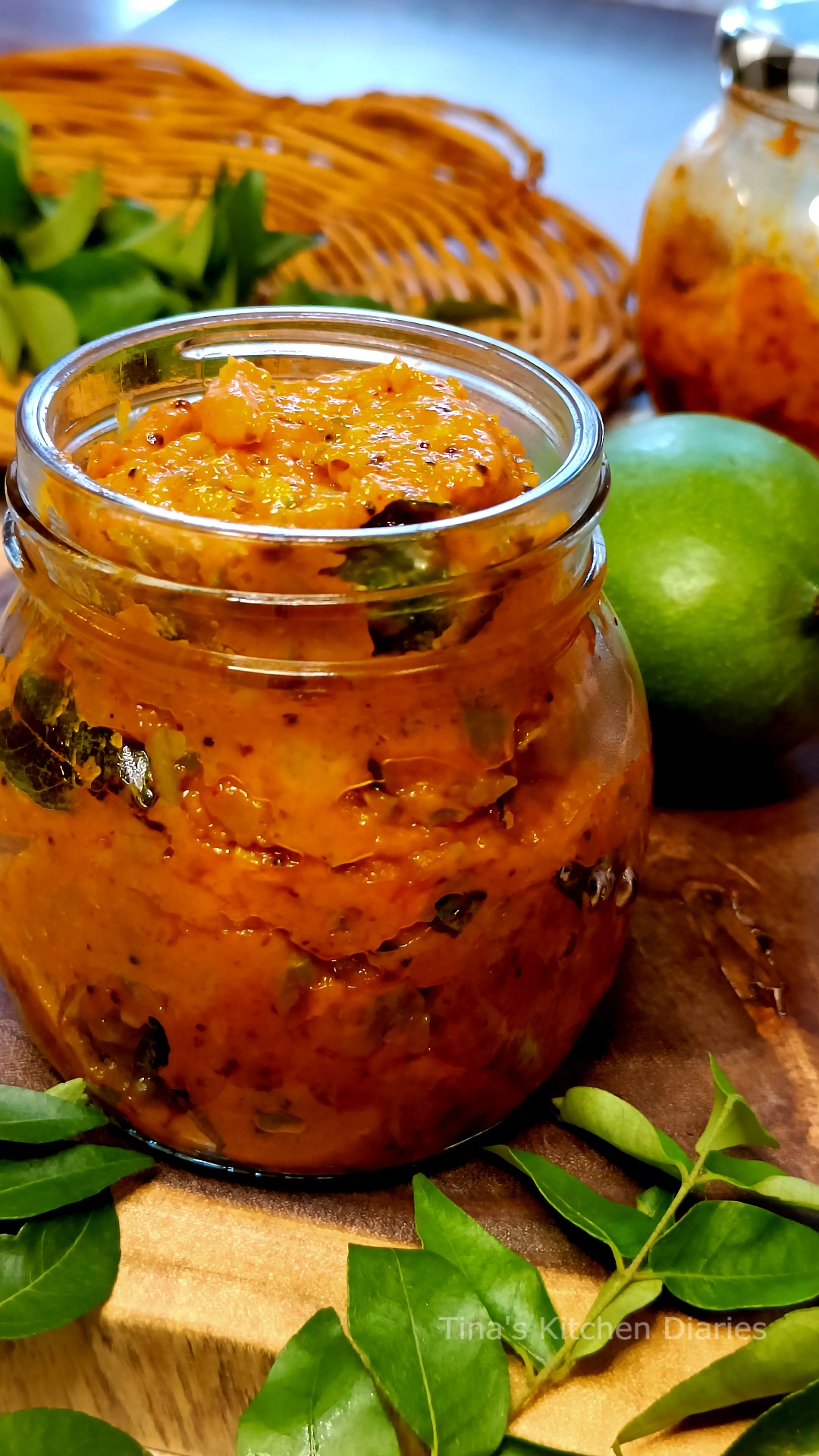 Instant Raw Mango Pickle - tina's kitchen diaries